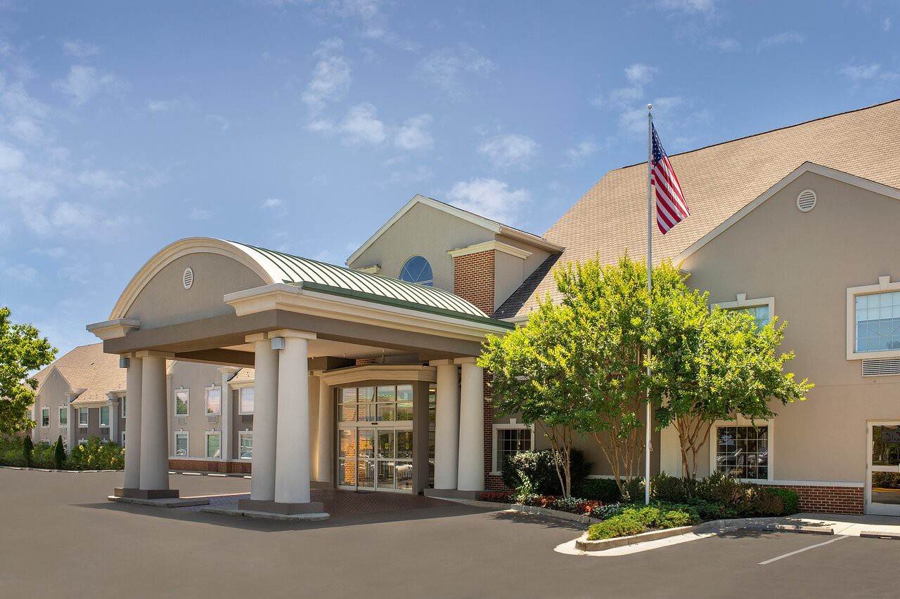 Holiday Inn Express & Suites Annapolis