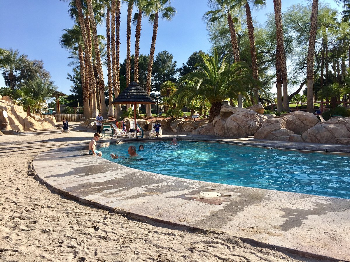 Oasis Las Vegas RV Resort