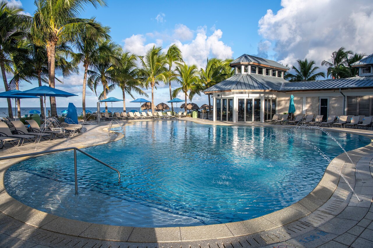 Naples Beach Hotel and Golf Club